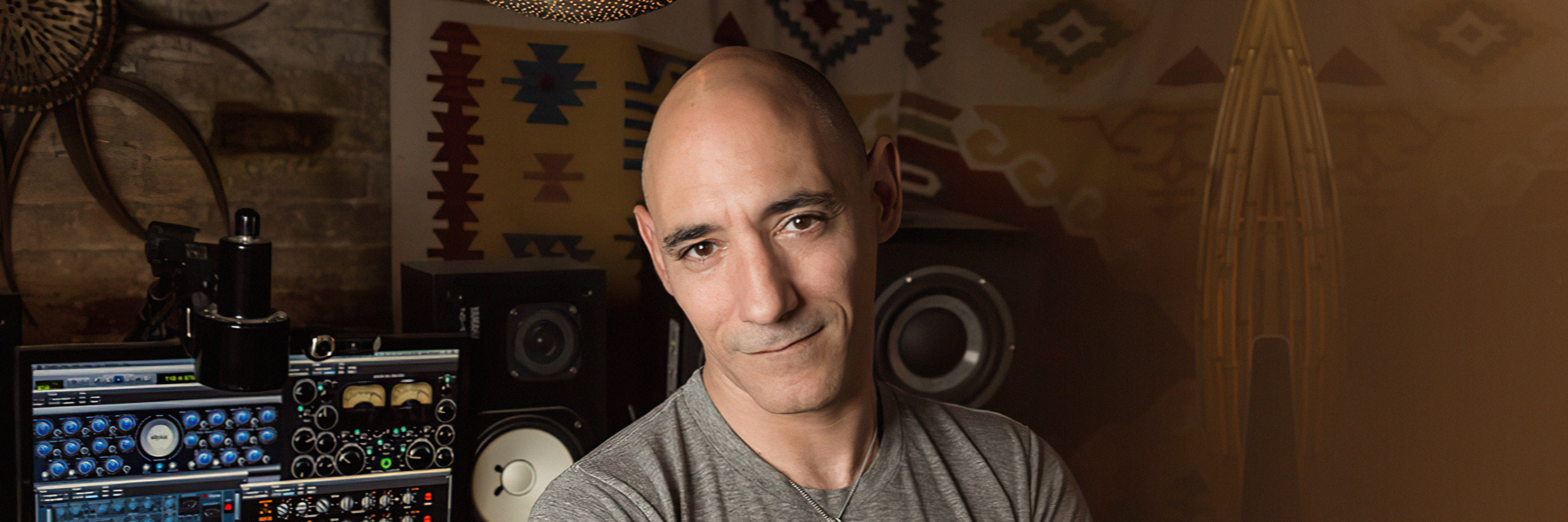 TheProdigy.ru: Interview w/ Neil McLellan (pt.2) 03/21 - theprodi.gy